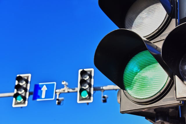 Ampeln und Co.: Wie technische Regelwerke die Verkehrsplanung ...