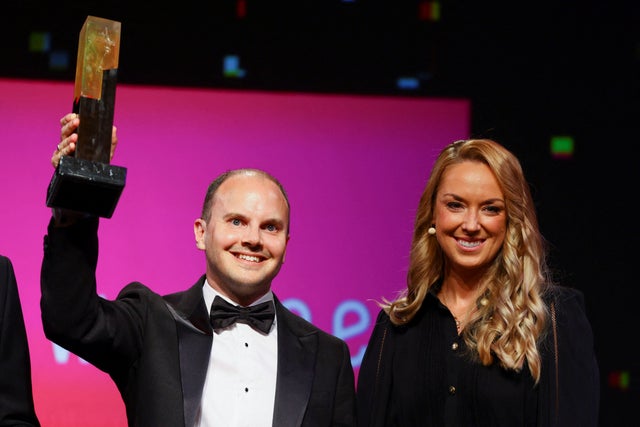 Black Tie statt Hoodies: Das sind die Sieger des German Startup Awards ...
