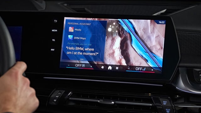 Amazon und BMW stellen KI-Sprachassistenten fürs Auto auf der CES vor | t3n