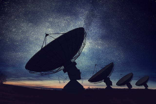 Radioblitze aus dem Weltall: Wissenschaftler finden den Ursprung eines ...