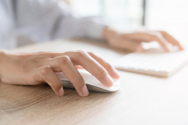 Meta-Armband liest Muskelimpulse – und steuert deinen Computer, bevor ...