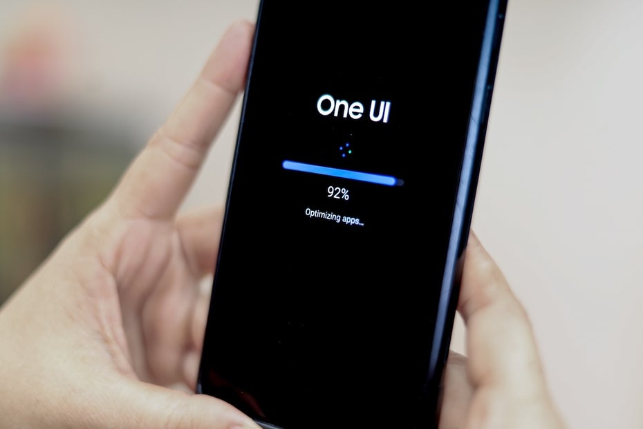Samsung rollt One UI 8.5 aus: Welche Galaxy-Smartphones das Update ...